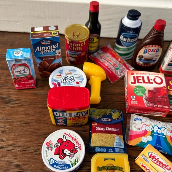 Zuru | Toys | Zuru Mini Toy Foods Brands Bundle Mini Brands Food Toys ...